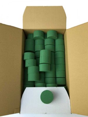 Steekschuim van Oasis®. Zeer scherpe prijs, uit voorraad leverbaar.